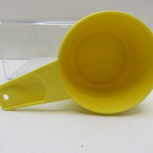 Tupperware | Kitchen | Vintage Tupperware 34 Measuring Cup Replacement ...